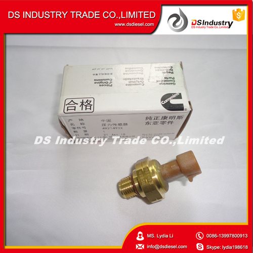 Cummins M11 oil pressure sensor 4921493 3330141