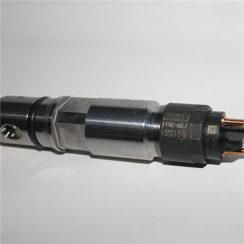 Genuine and new common rail injector 0445120247